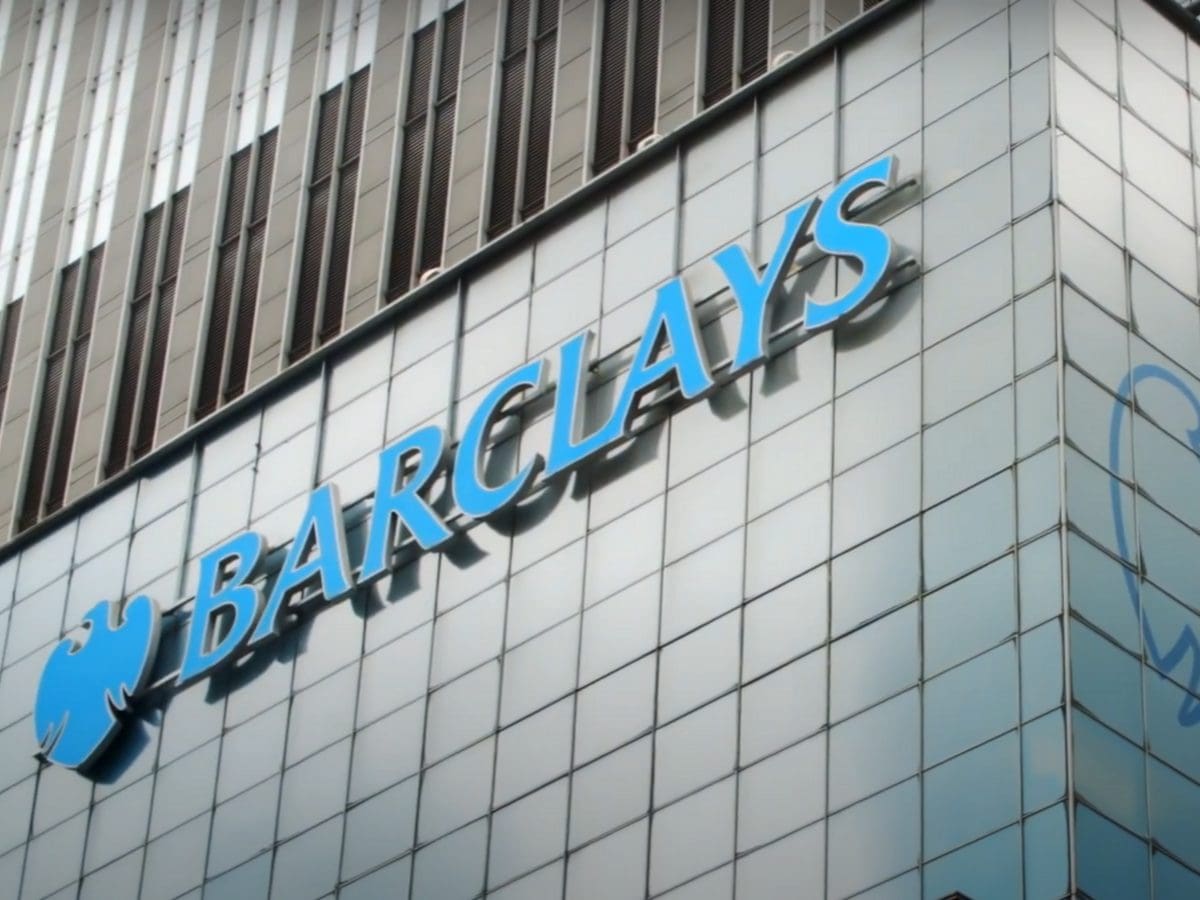Fossil fuel financier Barclays weaseling out of climate commitments ...
