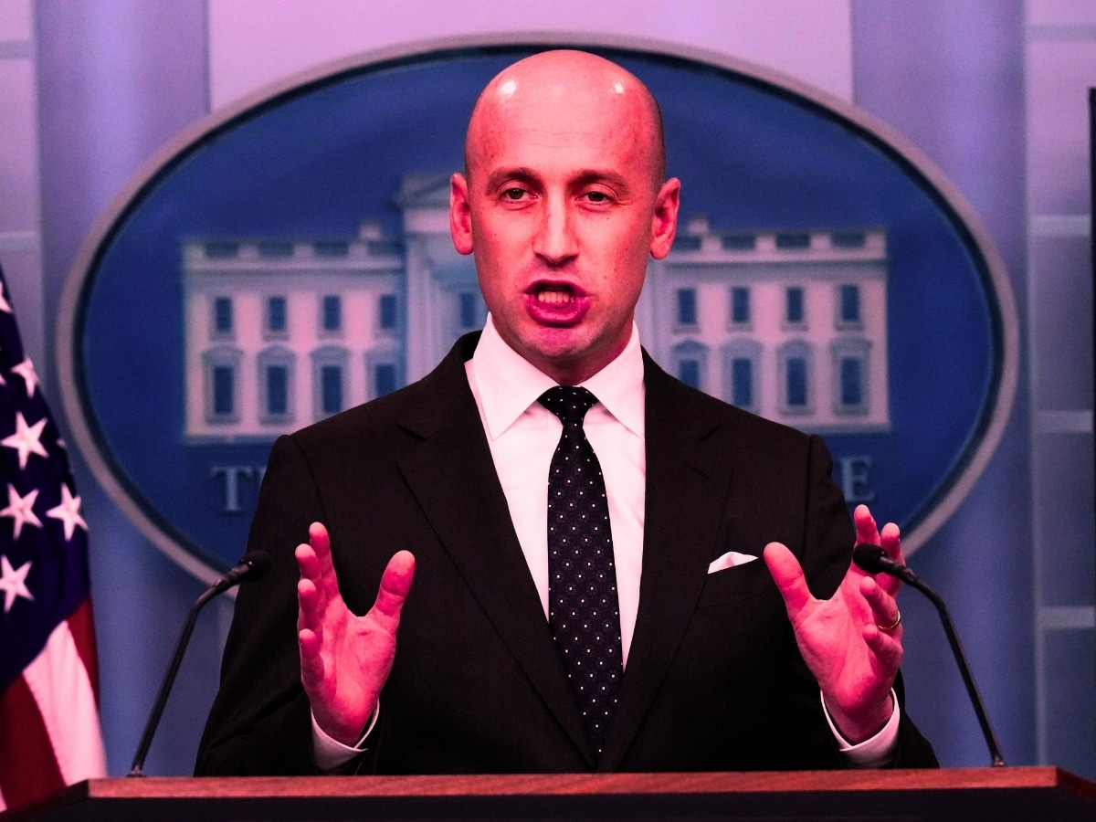 White House deputy Stephen Miller has toddler meltdown on CNN
