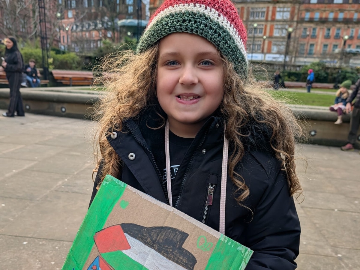 Sheffield activists show what a real peaceful protest is