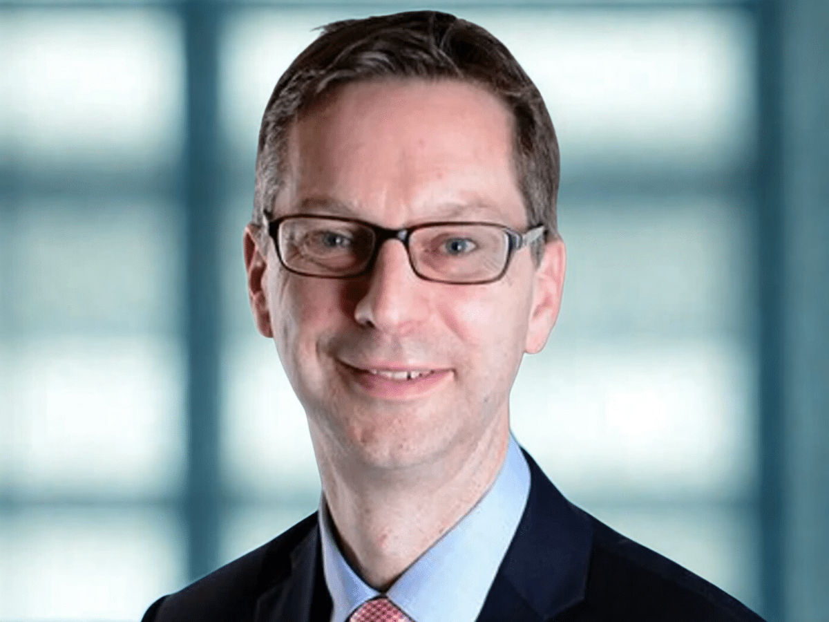 DWP: senior civil servant Peter Schofield resigns